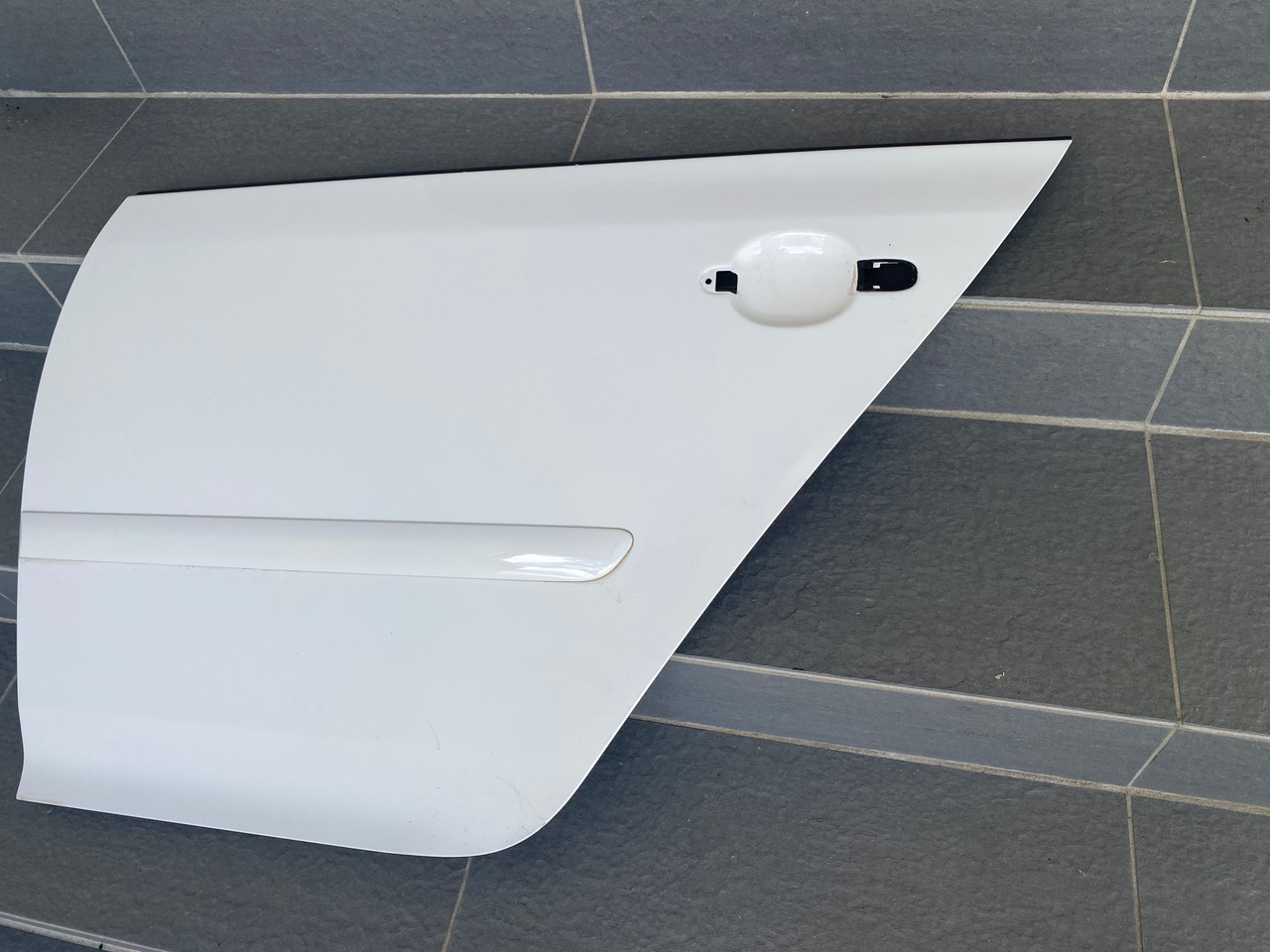 VW GOLF MK5 USED LHR DOOR SKIN IN WHITE B9A PAINT CODE - Parts 4 ...