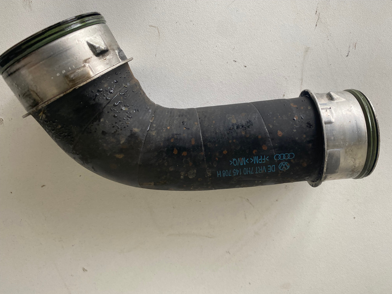 VW TRANSPORTER T5 1.9 TDI USED TURBO INTERCOOLER HOSE 7H0 145 708 H ...