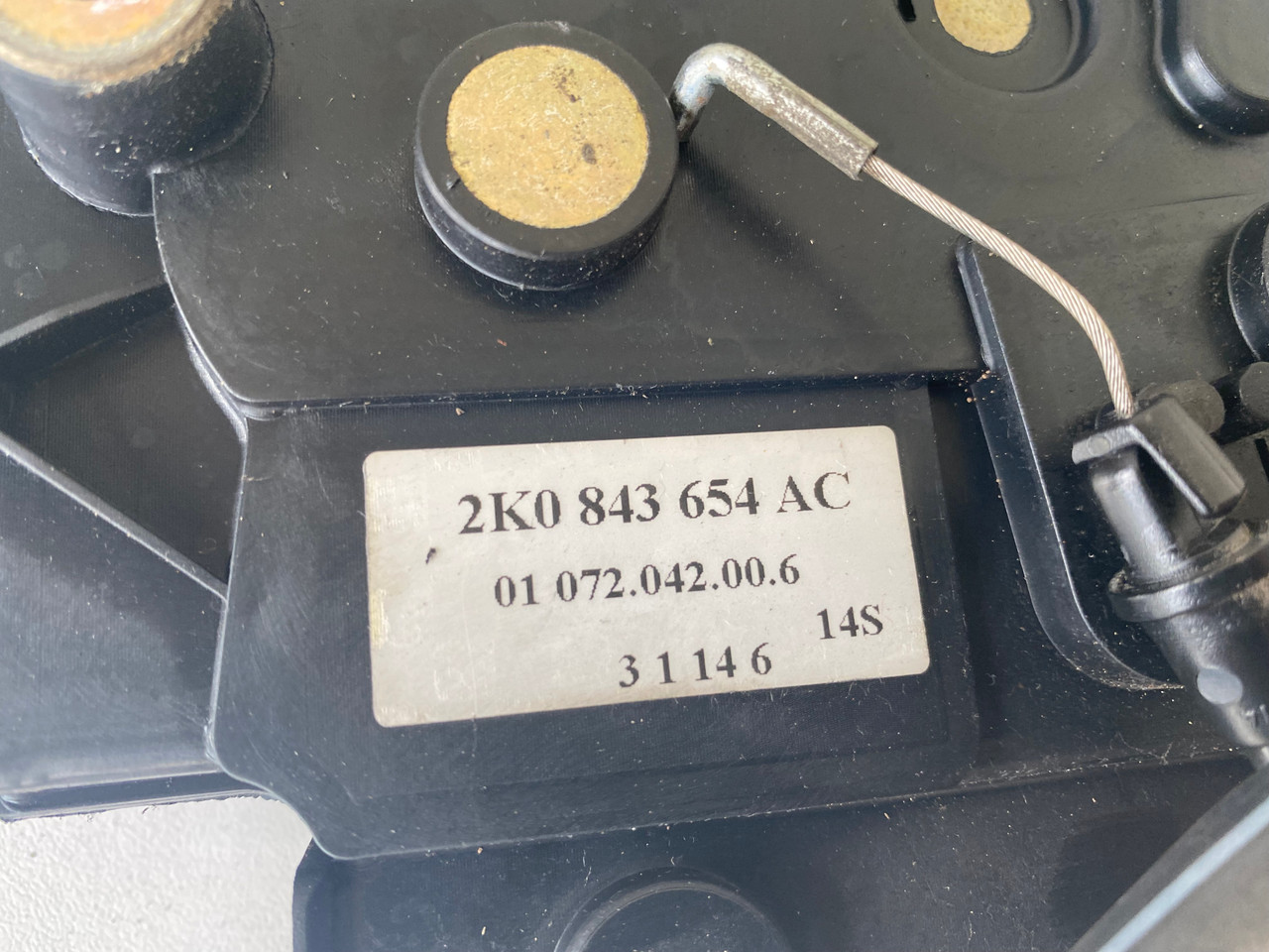 VW CADDY 2005-2014 USED RH SLIDING DOOR LOCK ACTUATOR 2K0 843 654 AC ...