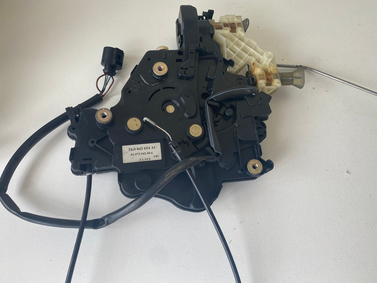 VW CADDY 2005-2014 USED RH SLIDING DOOR LOCK ACTUATOR 2K0 843 654 AC ...