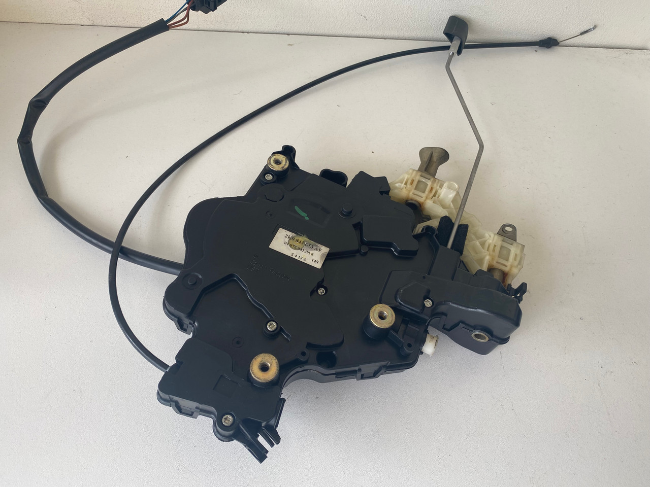 VW CADDY 2005-2014 USED LH SLIDING DOOR LOCK ACTUATOR 2K0 843 653 AE ...
