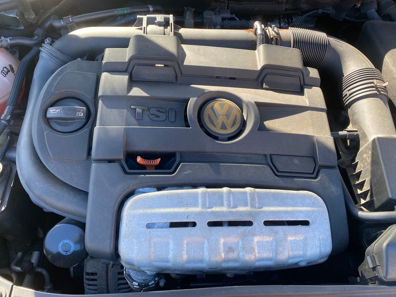 VW GOLF MK6 1.4 TWIN CHARGED USED LKP TRANSMISSION TRAVELLED 97000 KM ...