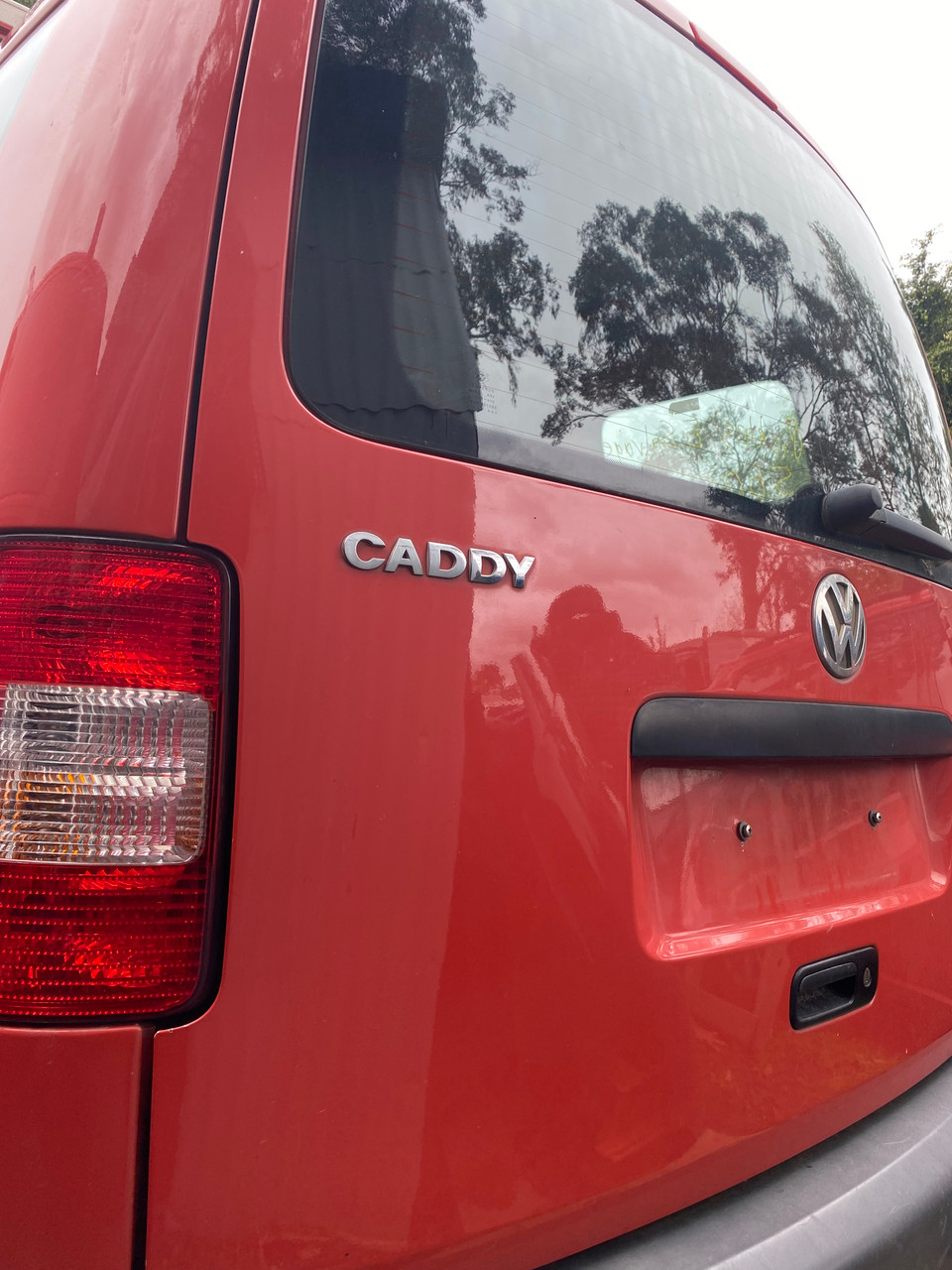 VW CADDY LIFE USED TAILGATE SHELL IN SUDOWN ORANGE B2A CODE - Parts 4 ...