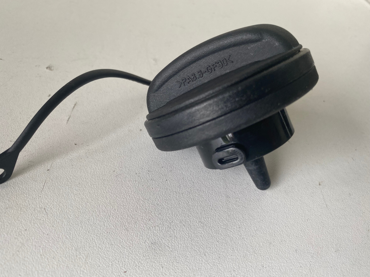 VW TIGUAN GOLF MK7 USED FUEL CAP 5N0 201 553 - Parts 4 European Cars