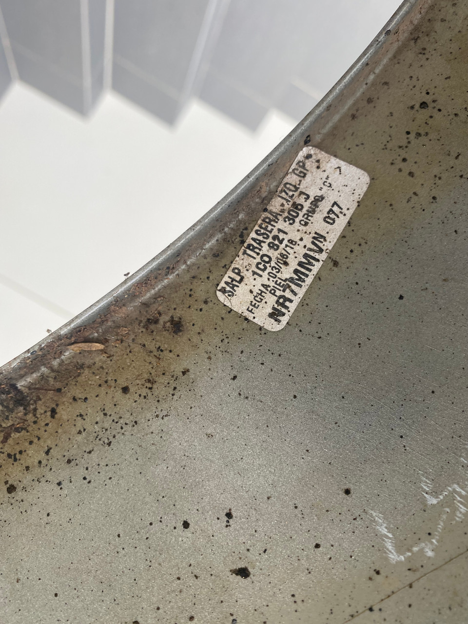 VOLKSWAGEN BEETLE 2005-2010 COUPE USED LHR GUARD IN SILVER LA7W PAINT ...