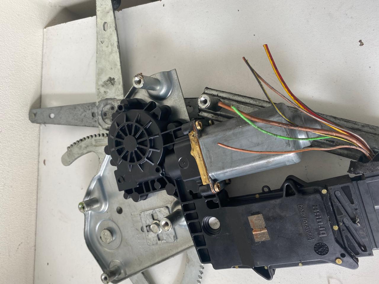 VW GOLF MK3 3 1/2 CONVERTIBLE USED RHR WINDOW REGULATOR 1E0 847 272 A ...