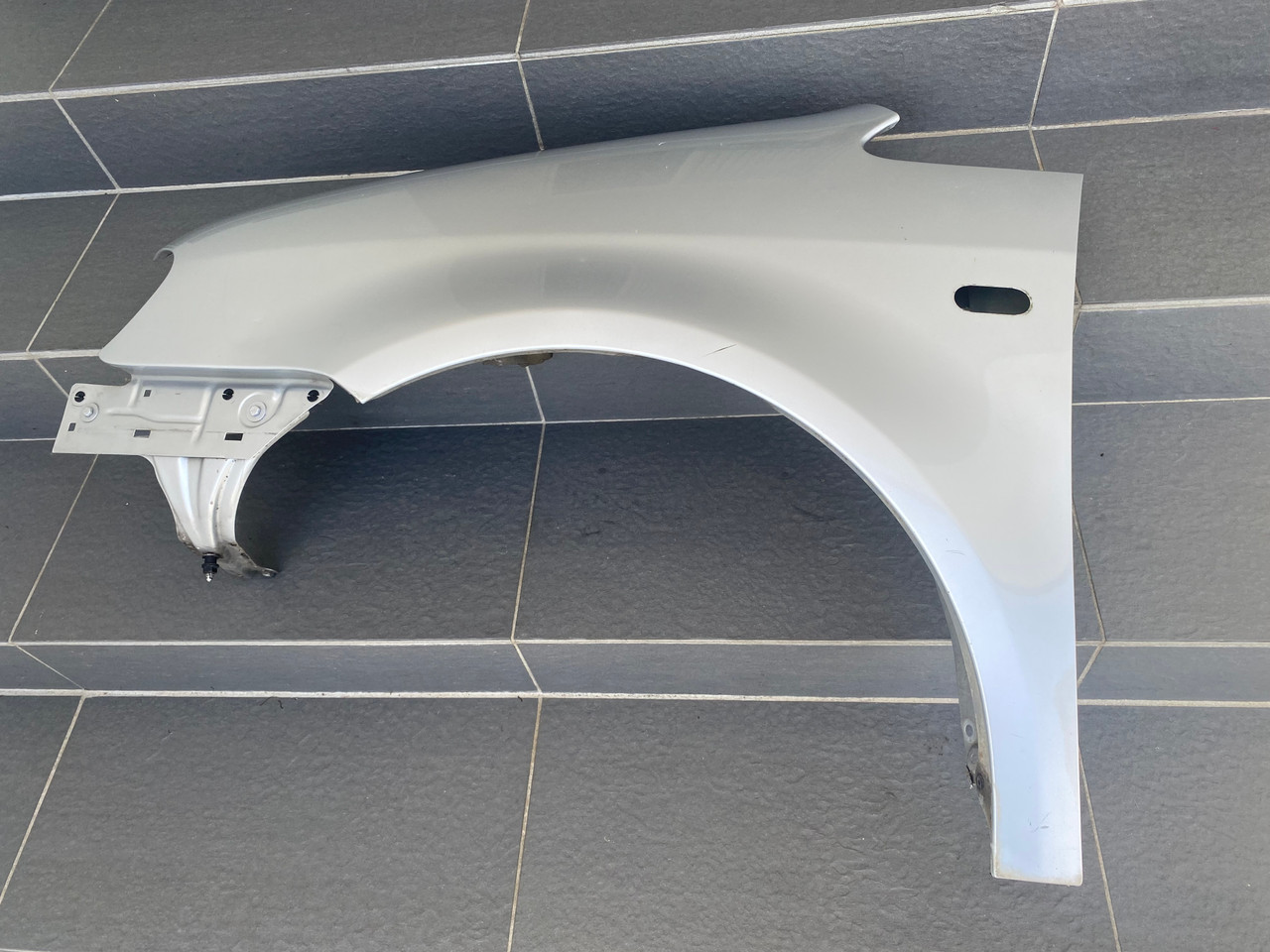 VW CADDY 2005-2010 USED LH GUARD IN SILVER LA7W PAINT CODE 1T0 821 215 ...