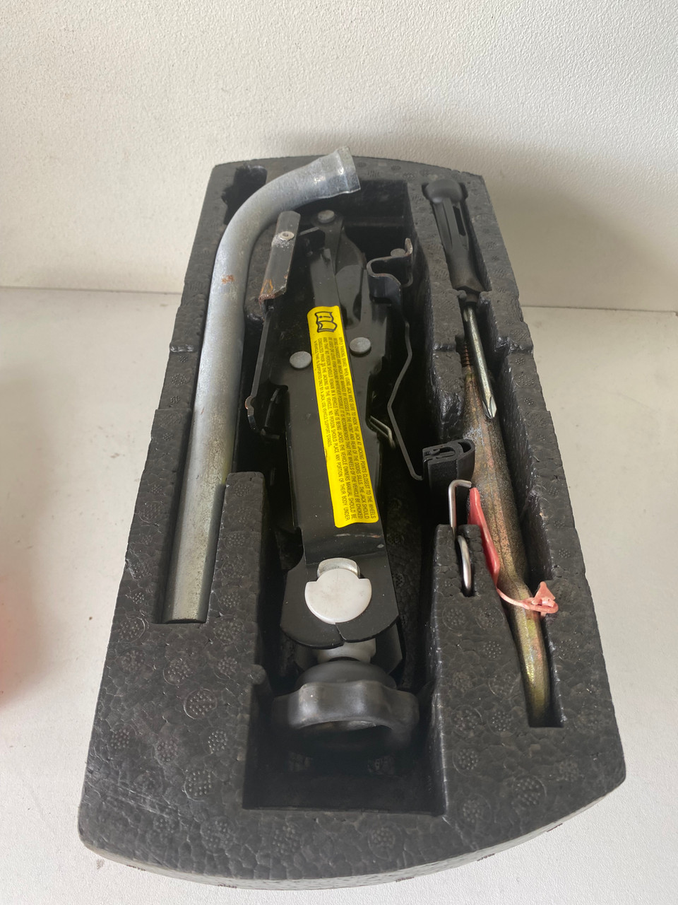 VW BEETLE USED TOOL KIT 2006-2010 - Parts 4 European Cars