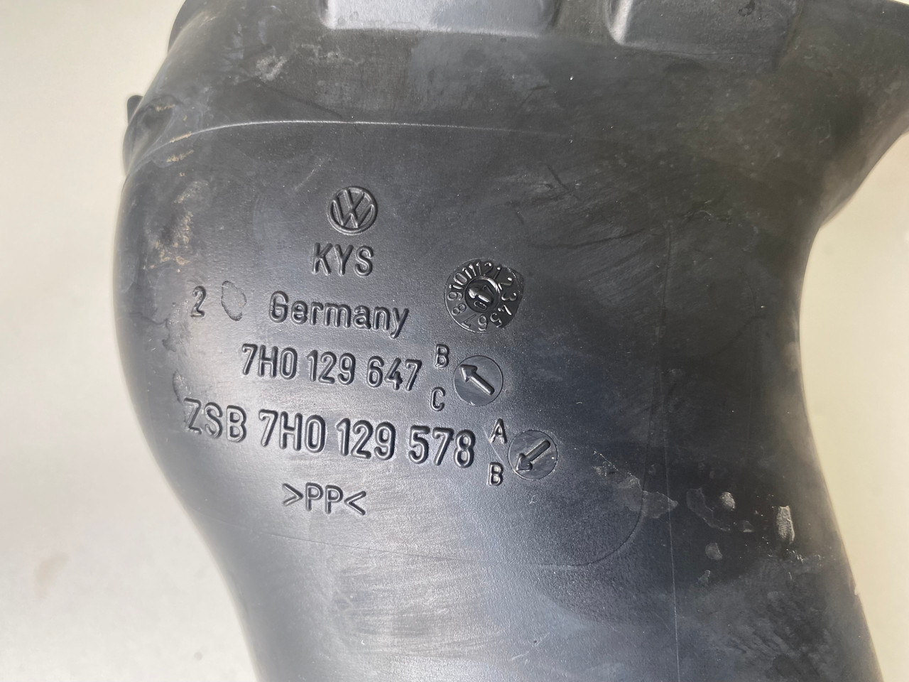 VW TRANSPORTER T5 1.9 TDI USED AIR INTAKE HOSE 7H0 129 578 - Parts 4 ...