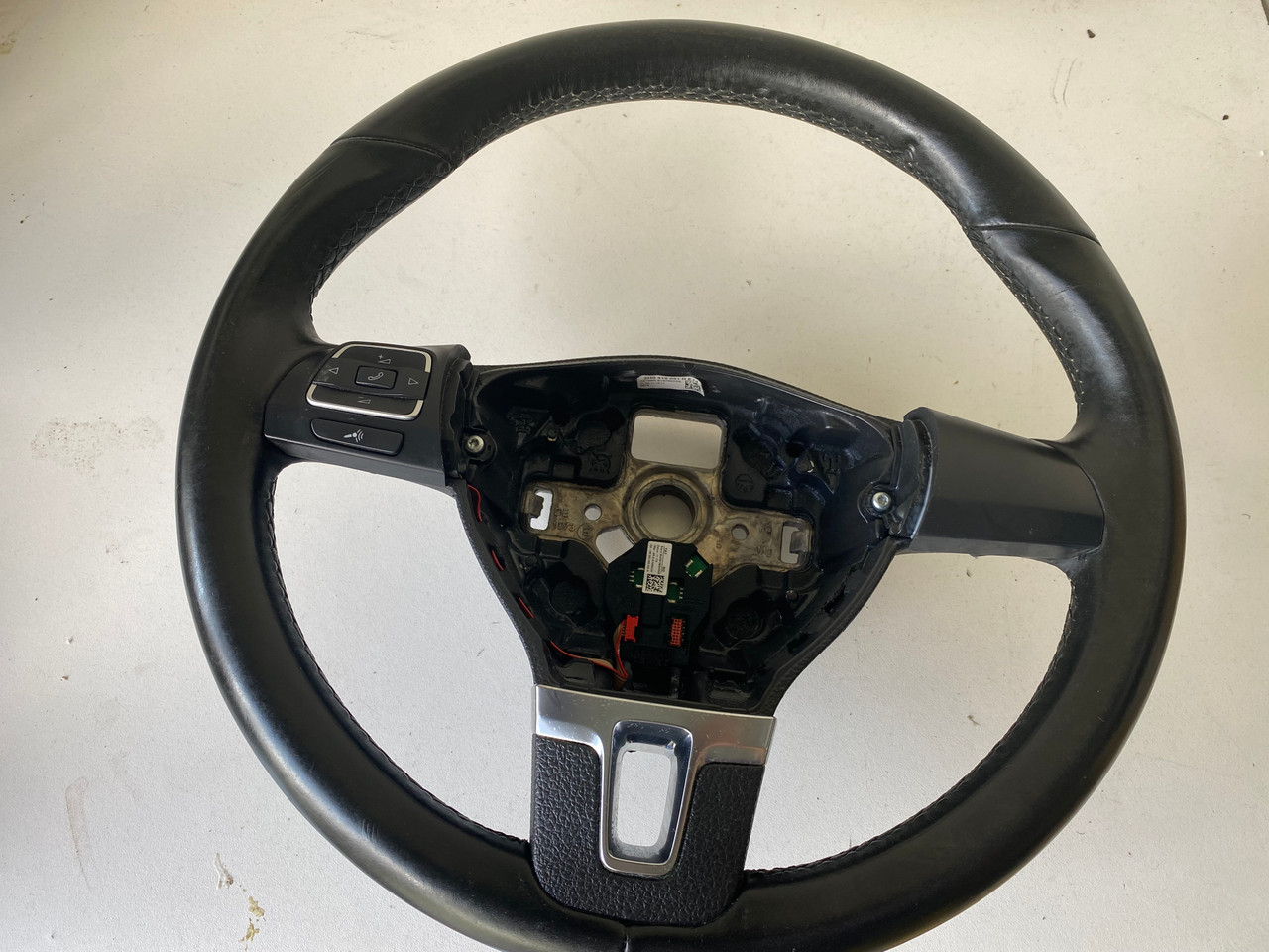 VW AMAROK 2010-2017 USED LEATHER STEERING WHEEL 2H0 419 091 D - Parts 4 ...
