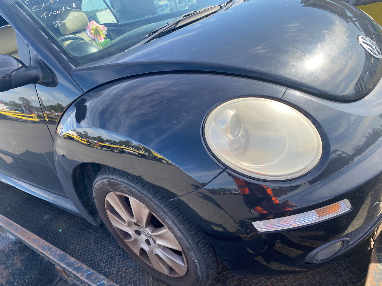 VOLKSWAGEN BEETLE 2005-2010 USED RHF GUARD IN BLACK C9X PAINT CODE 1C0 ...