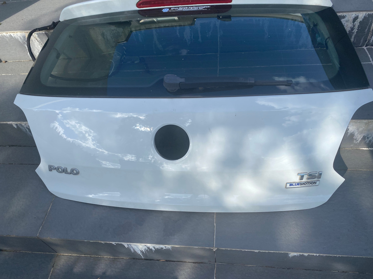 VW POLO 6R USED TAILGATE SHELL IN WHITE C9A PAINT CODE 6R6 827 025 D ...