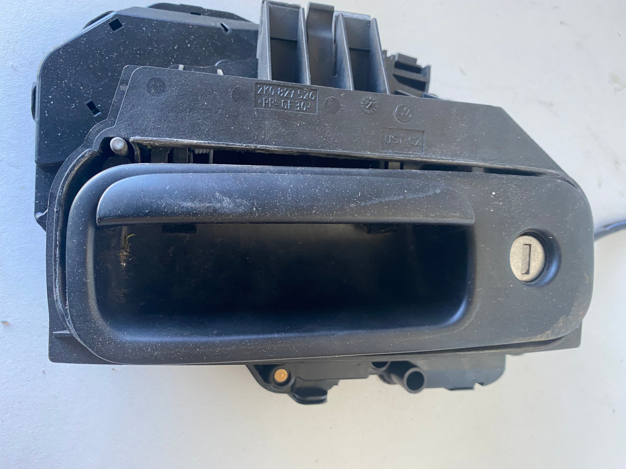 VW CADDY 2K VW T5 TRANSPORTER USED TAILGATE OUTER HANDLE WITH LOCK ...