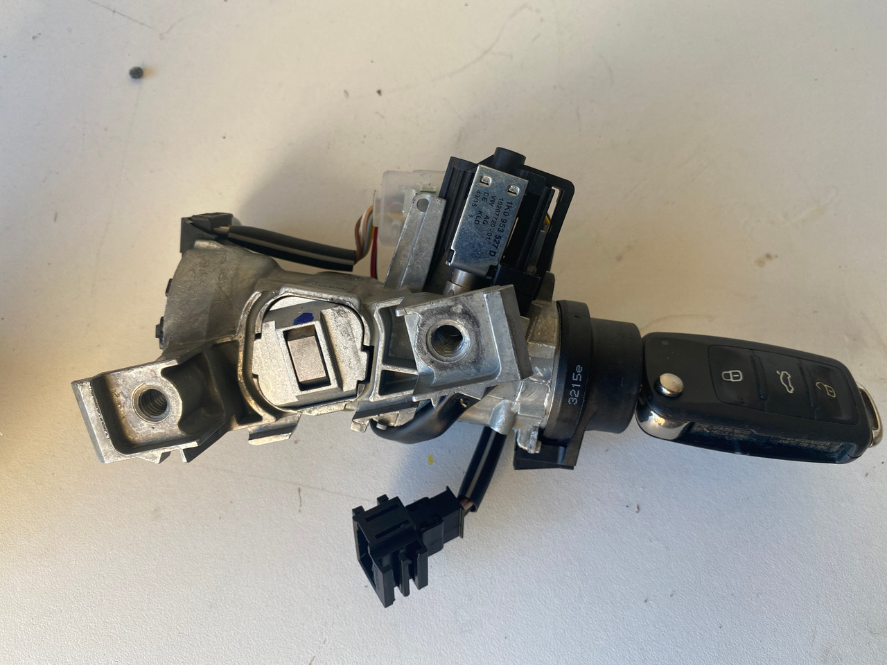 VW BEETLE 2012-2016 USED INGITION BARREL AND KEY 1K0 905 851 B 5C6 905 ...