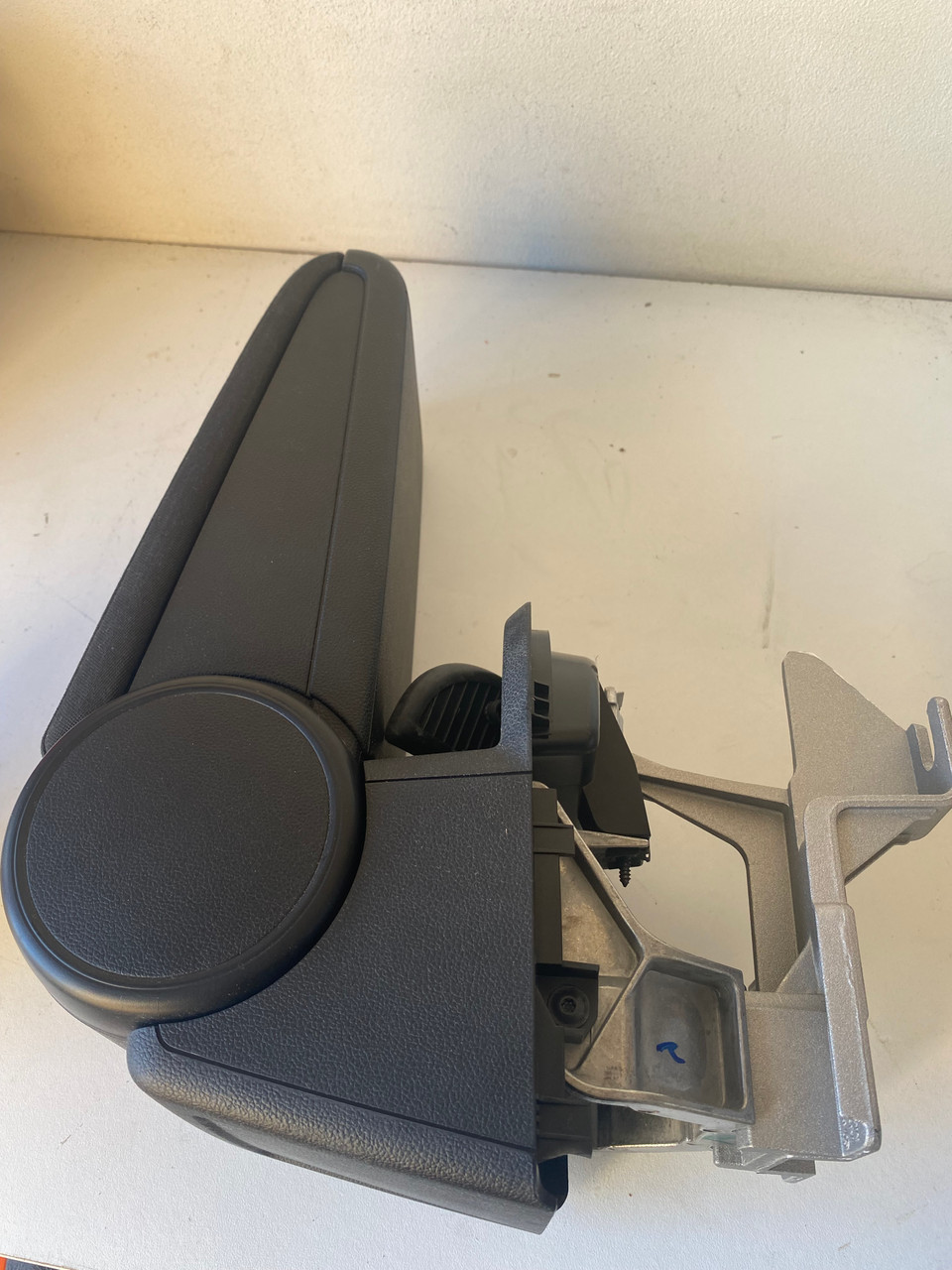 VW BEETLE 2012-2016 USED CLOTH ARM REST - Parts 4 European Cars
