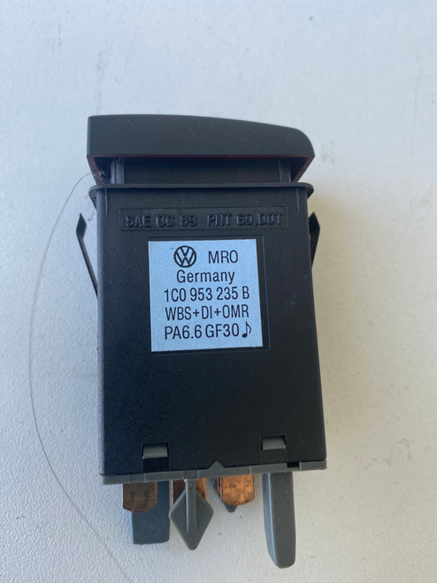 VW BEETLE USED HAZARD LIGHT SWITCH 1C0 953 235 B - Parts 4 European Cars