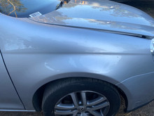 VW JETTA 2005-2010 USED RH GUARD IN SILVER LA7W PAINT CODE