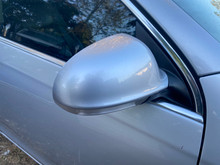 VW JETTA 2005-2010 USED RH DOOR MIRROR IN SILVER LA7W PAINT CODE
