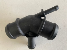 VW GOLF BORA BEETLE TOP RADIATOR HOSE JUNCTION NEW 1J0 121 087 C ...