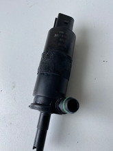 AUDI VW USED BUMPER WASHER JET PUMP 3B7 955 681 - Parts 4 European Cars