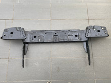 VW AMAROK NEW GENUINE REAR BAR REINFORCEMENT 2H5 807 305 AC - Parts 4 ...