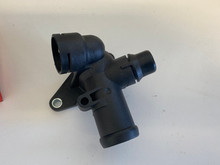 AUDI A4 B6 B7 NEW WATER FLANGE 06B 121 132 E - Parts 4 European Cars