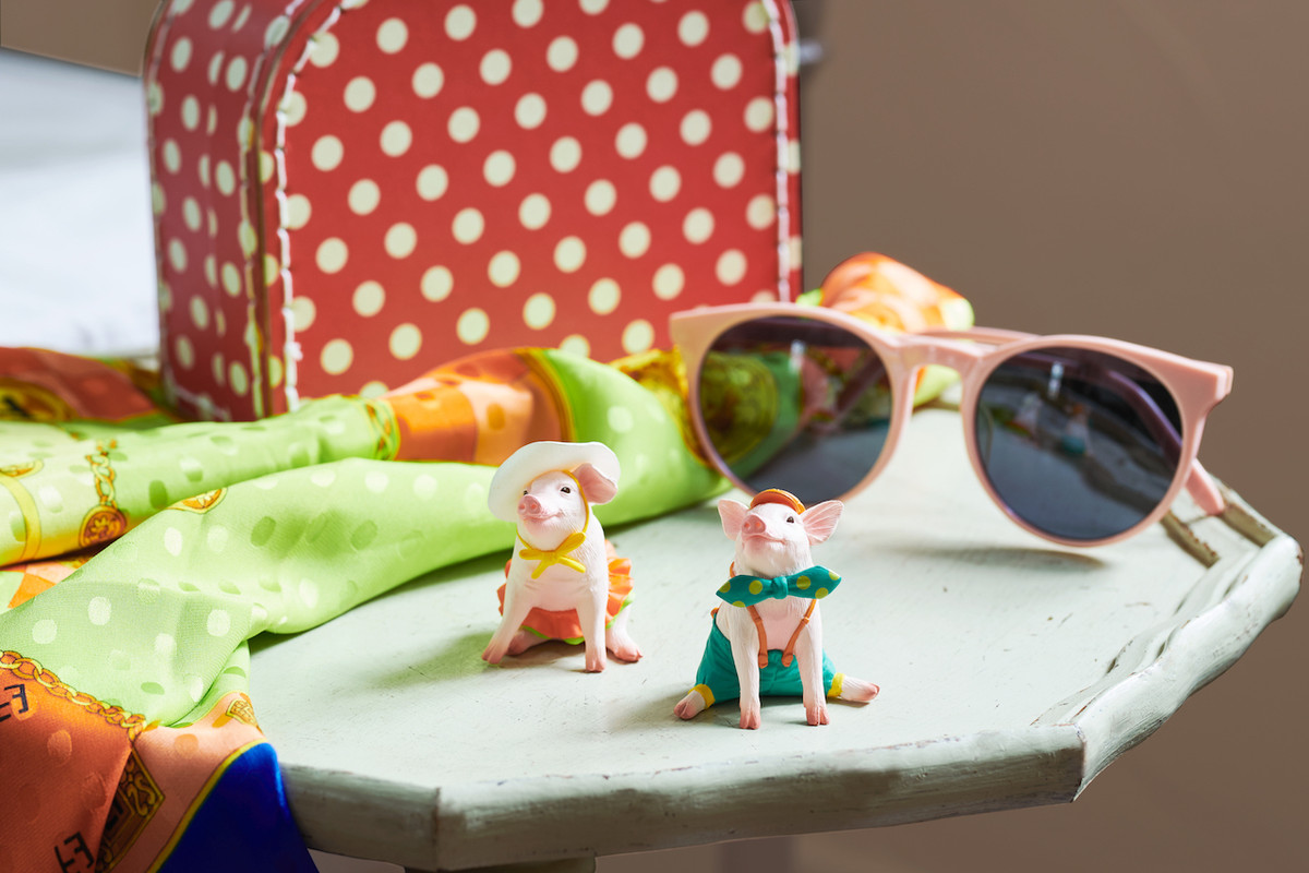 Fancy Pets : Lena's Favorite Mini Pig Blind Box - myplasticheart