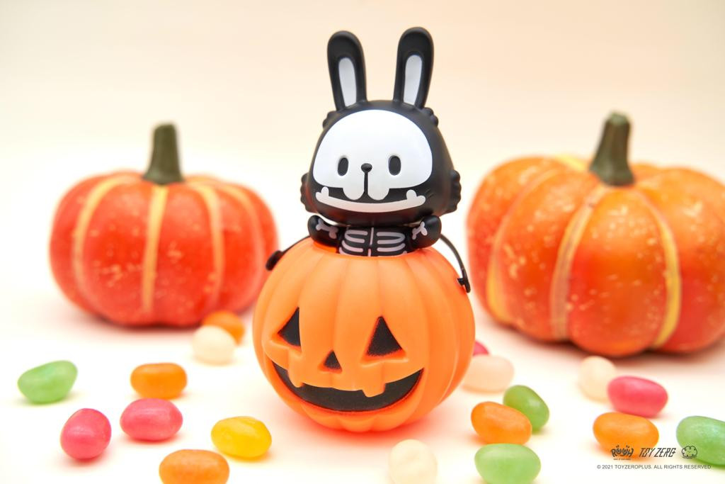 Raise Up Your Hands (R.U.Y.H.) Halloween Robin by Kotton Factory PRE ...