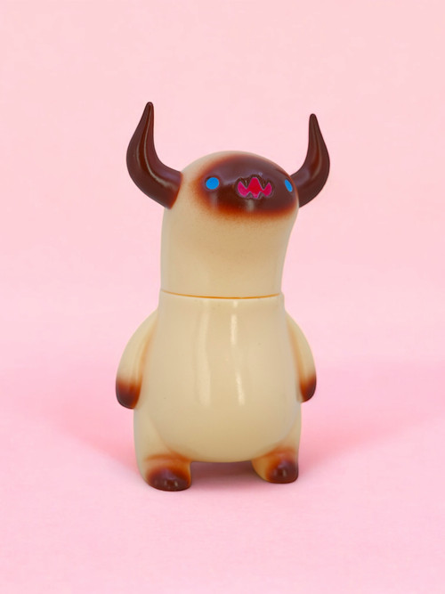Upper Sky Monster Bo Siamese by Konosuke Chishima - myplasticheart