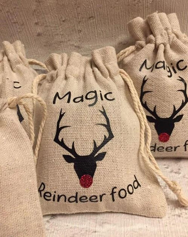 Magical Reindeer Food Bag w Carrots - Christmas Magic Makers