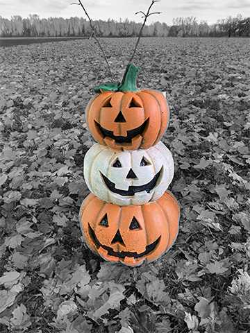 TRIPLE STACK JACKOLANTERN