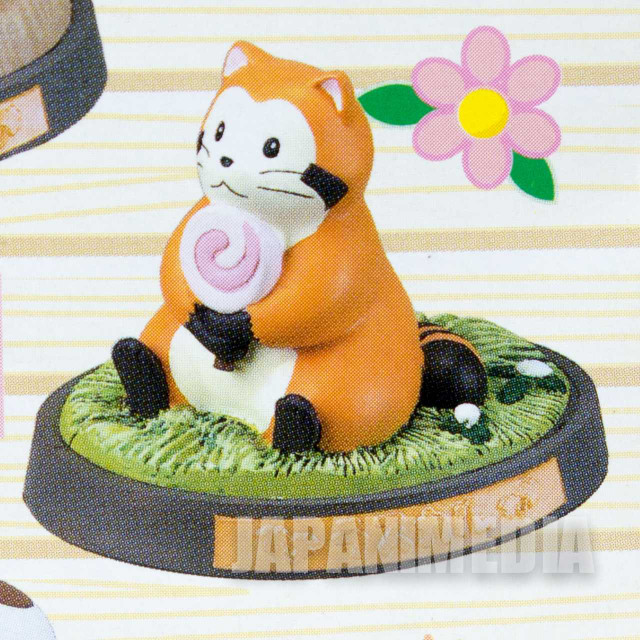 Rascal the Raccoon Mini Sitting Figure BANDAI | Japanimedia Store
