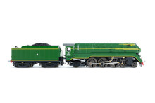 N Scale C38 Class Loco NSWGR 3801 Streamliner "Newcastle Flyer" - C J ...