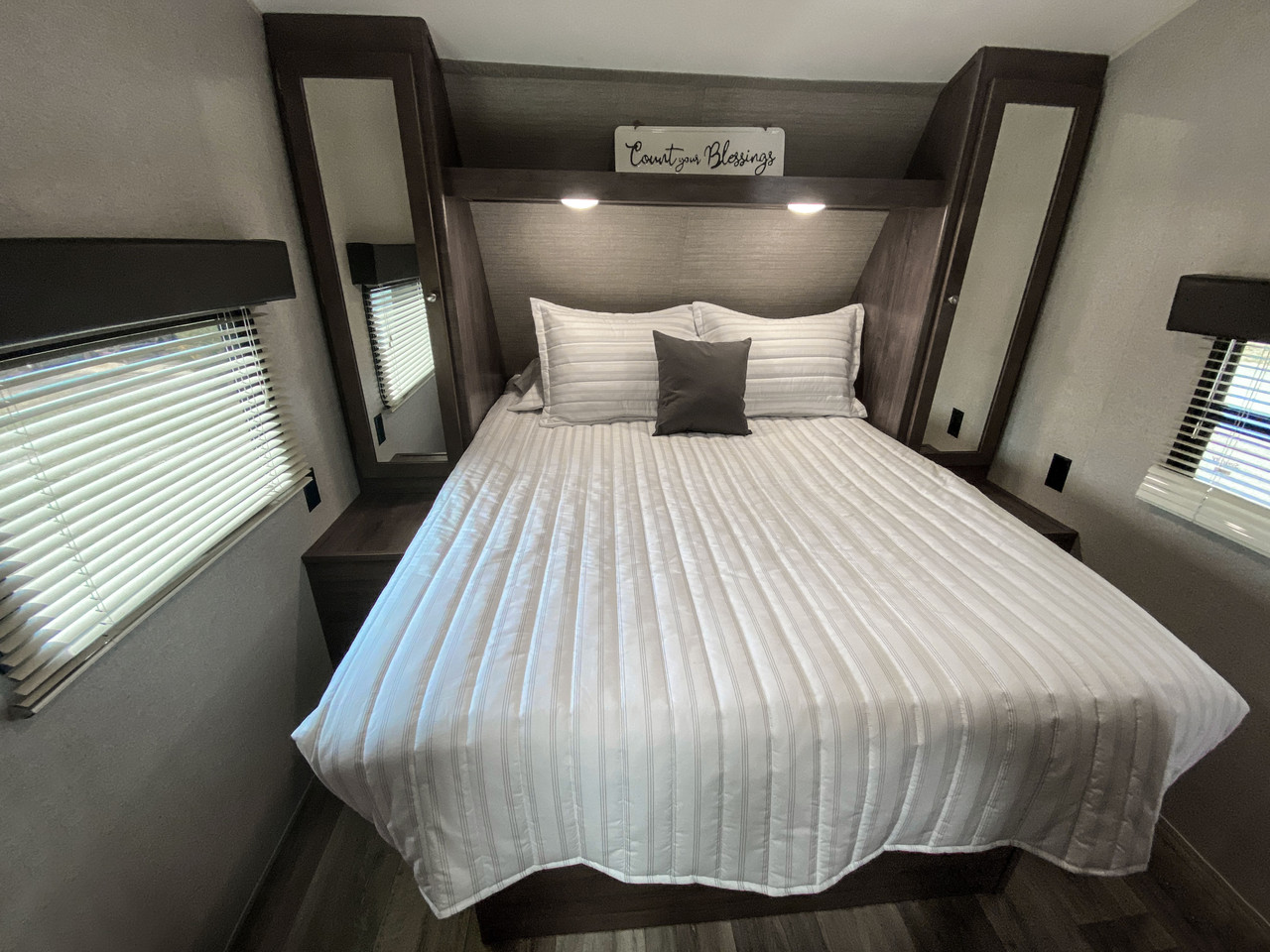 Mt. Carmel 3-Piece Bedspread Set for Camper & RV | Quilted Cotton RV ...