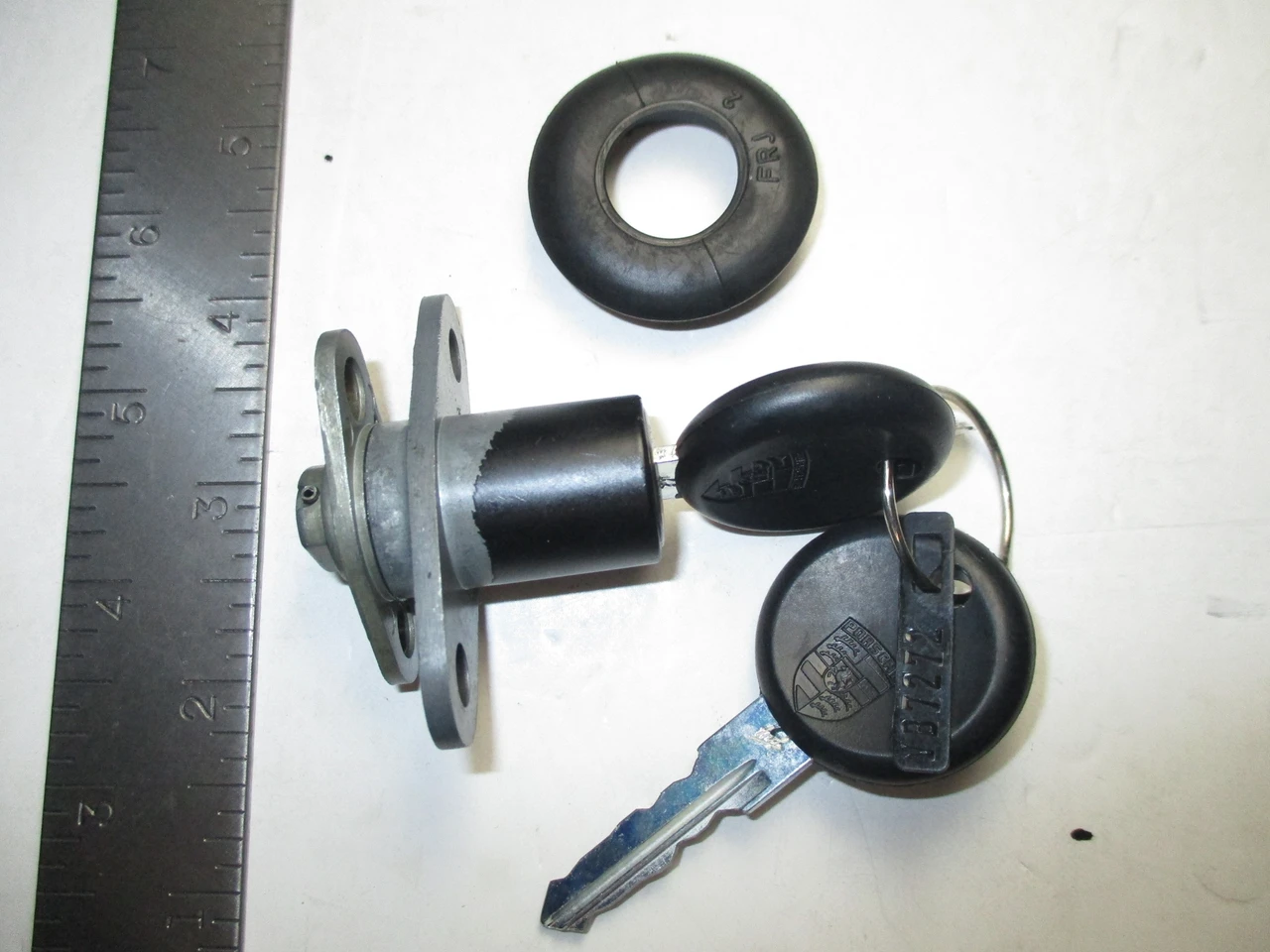 Rear Hatch Lock 82 to 87 924s 944 951 944online