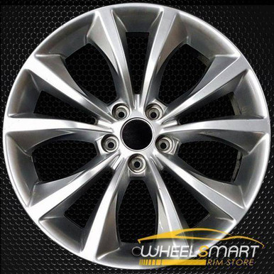 18" Chrysler 200 oem wheel for sale Hypersilver rim 2516
