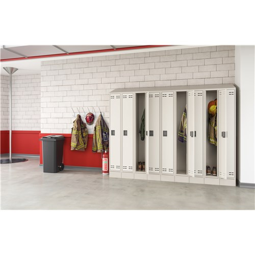 Safco Metal Locker Triple Continuous Base | Alfaplanhold Canada