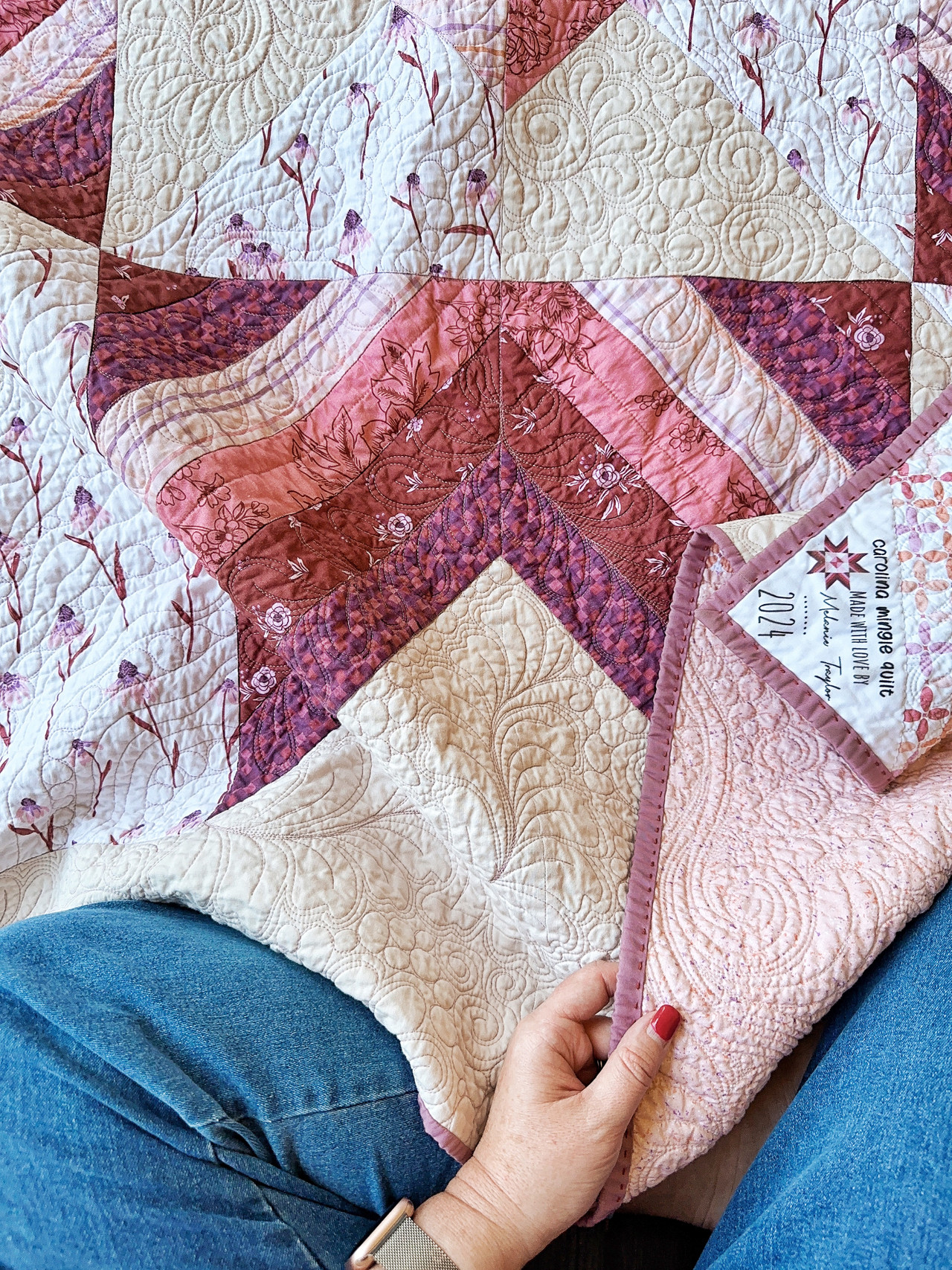 Carolina Mingle Quilt Pattern - Paper Pattern (SCQ105)