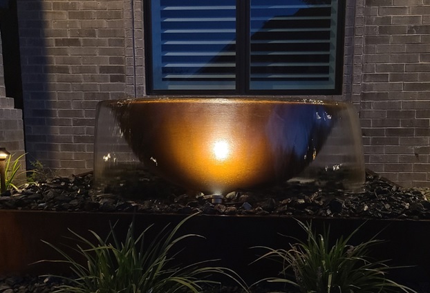 Transforming Courtyards and Small Spaces with Sugar Kettle Fountains ... Transforming Courtyards and Small Spaces with Sugar Kettle Fountains ...