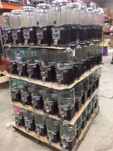 Beaver RB16 Machine Gumball Toy Candy with Lock and Key