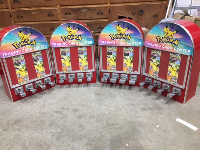 Themed Pokemon Card Vending Machine 4 column Trading Card Center