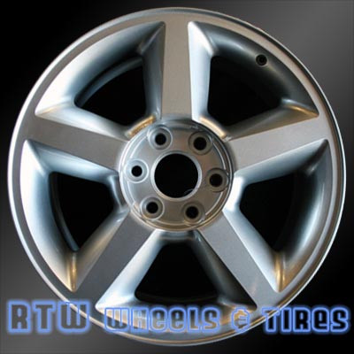 Chevy Avalanche Silver rims