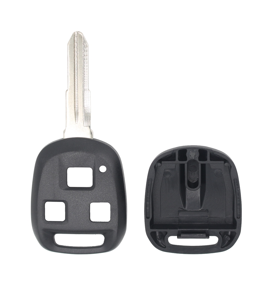 Isuzu 3 Button case and key