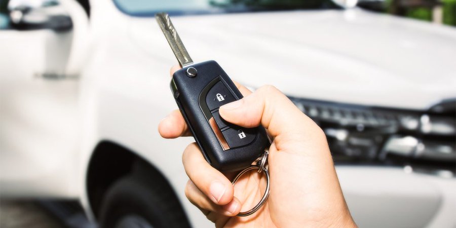 What Is Remote Keyless Entry? A Complete Guide for Car Owners - Keyless ...