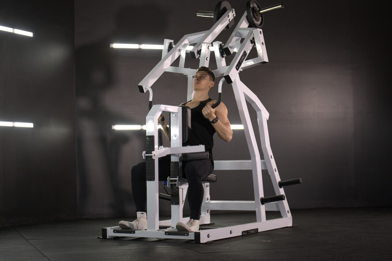War Strength Iso Lateral Front Lat Pulldown | GymStore.com