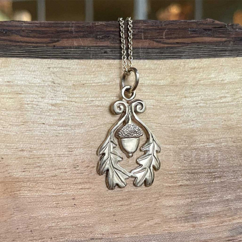 Grizel Pendant, gold - R E Piland Goldsmiths