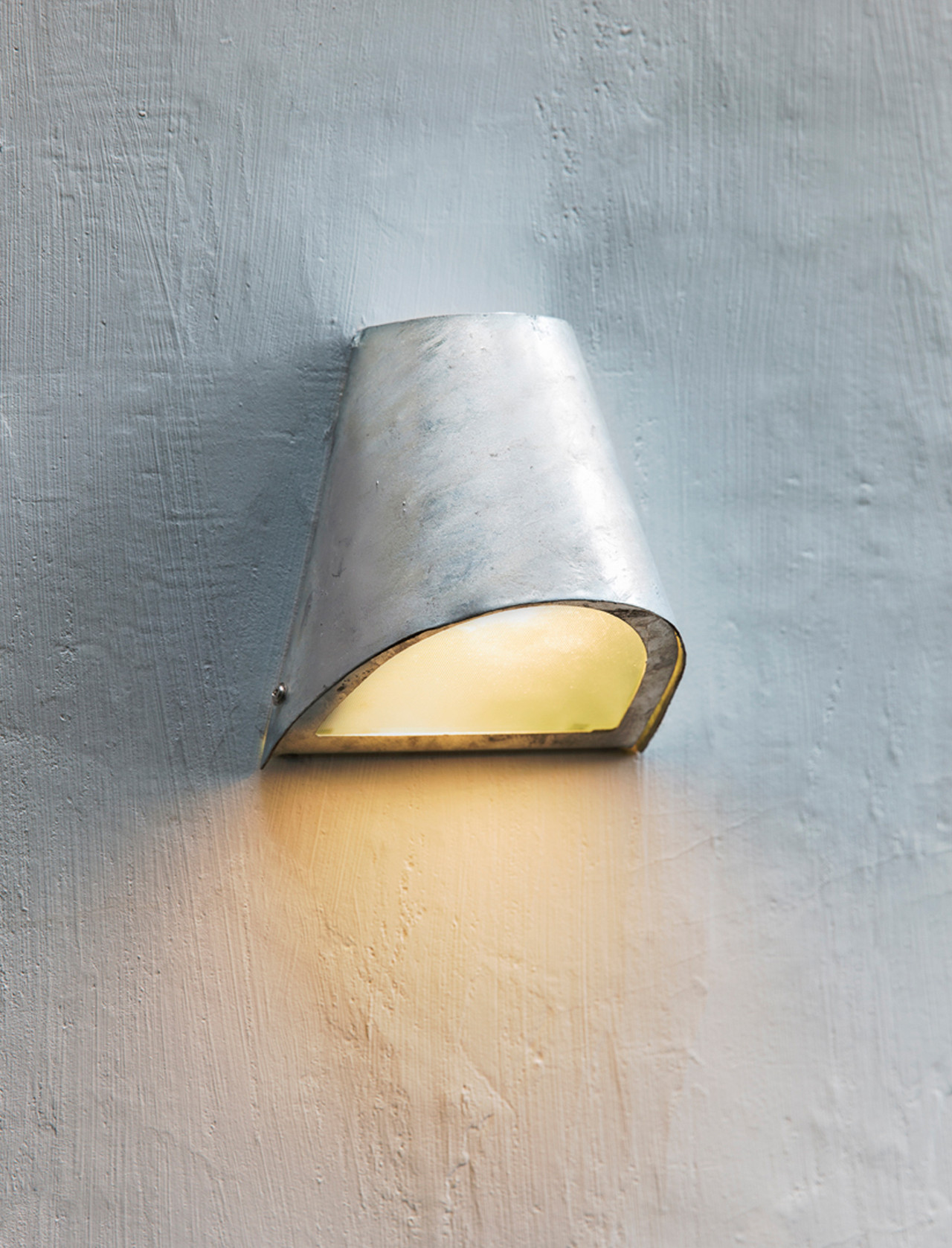 St Ives Funnel Light | Garden Trading