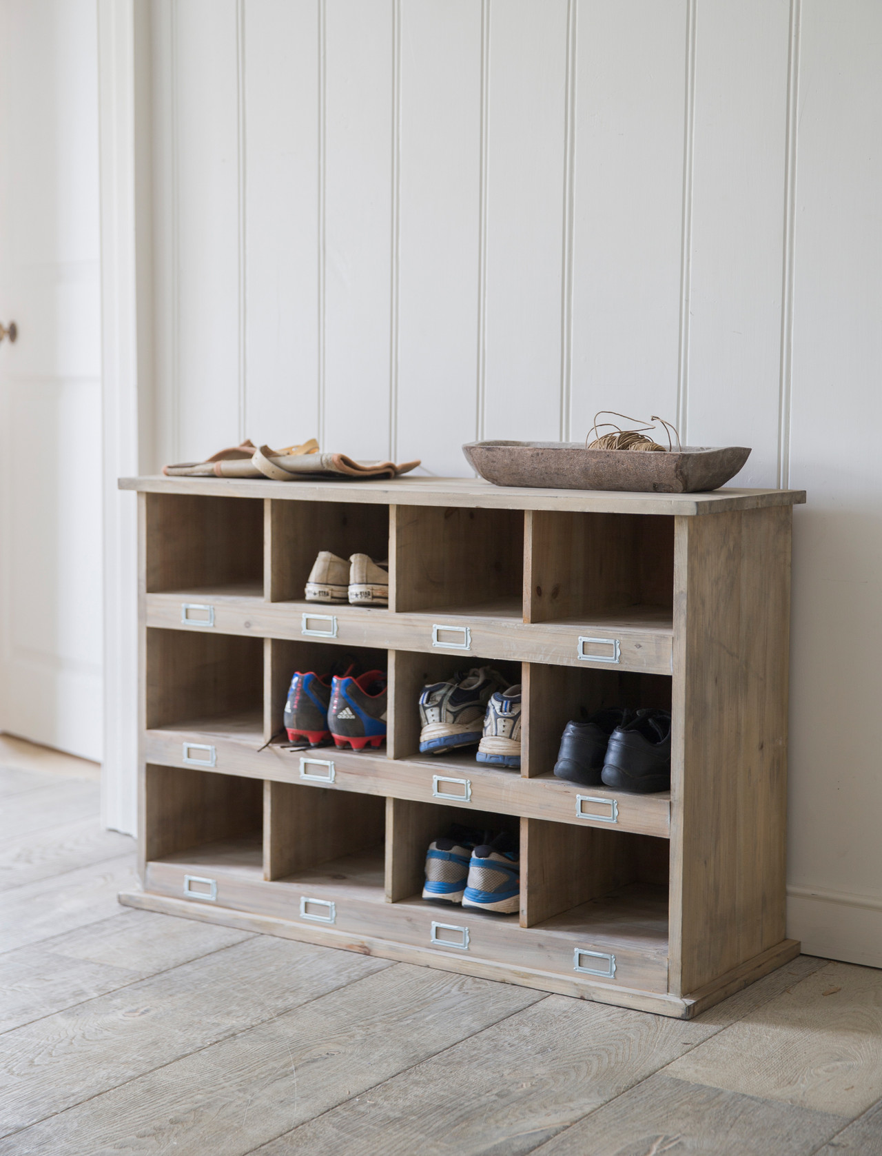 Chedworth 12 Shoe Locker Natural | Garden Trading