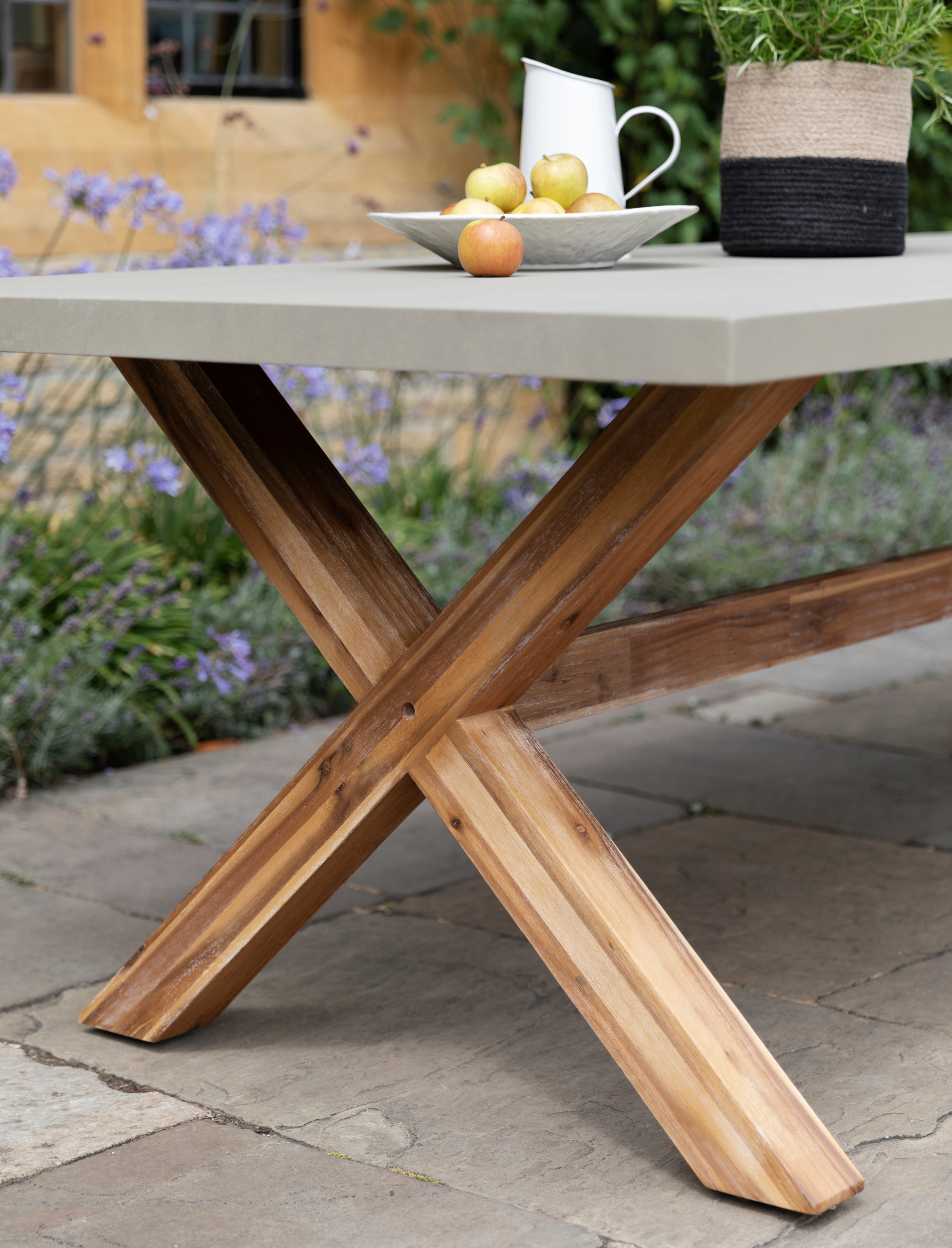 Burford Table Large Natural | Garden Trading