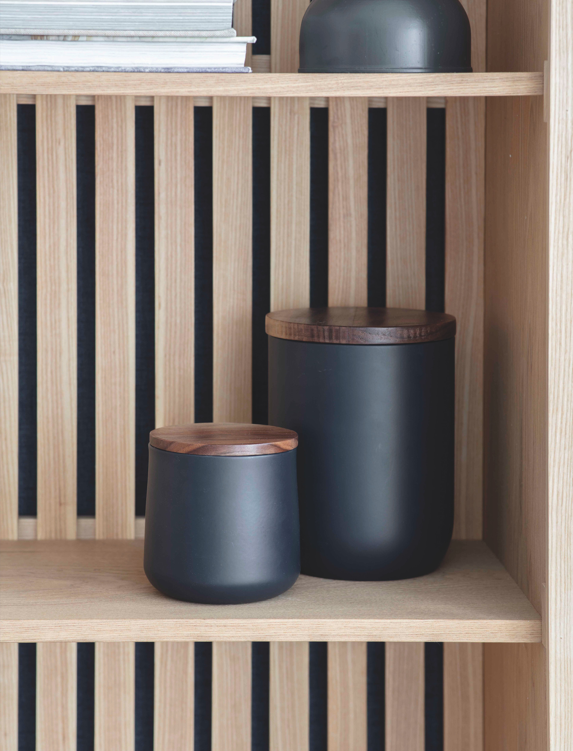 Linear Large Storage Unit | Garden Trading